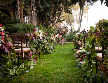 18 Ways to Design Your Garden Wedding - Inspired By This