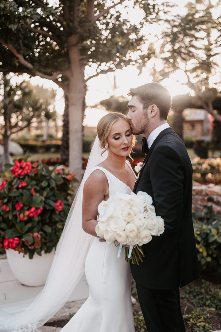 A Classic and Timeless Fairytale Wedding In Cabo - Inspired By This