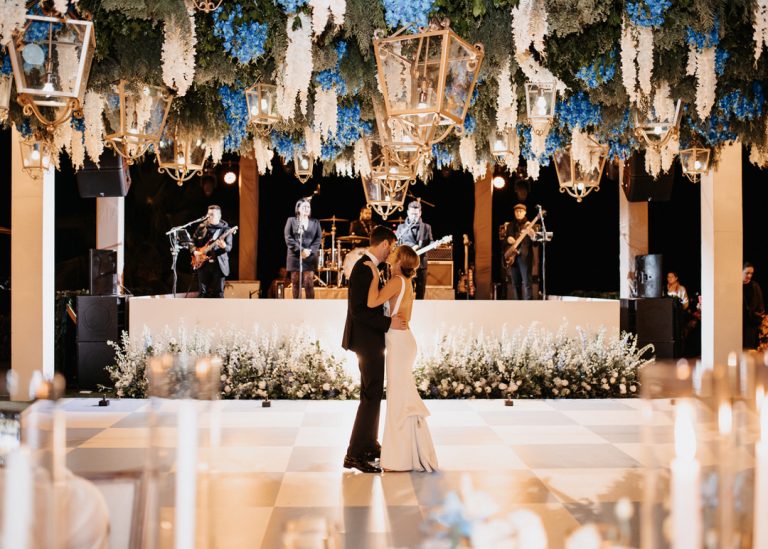 A Classic and Timeless Fairytale Wedding In Cabo - Inspired By This