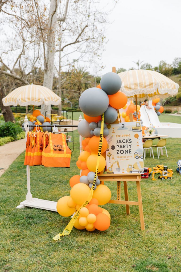 A Construction Themed Birthday Party - Inspired By This